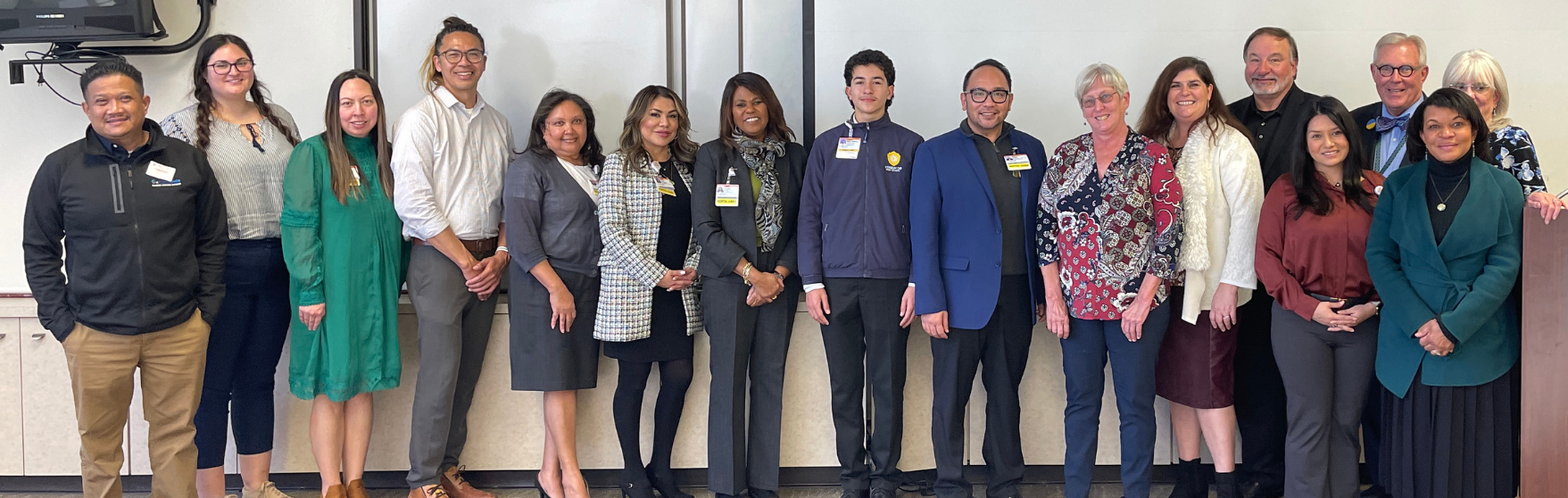 SMMC Awards $193,000 in Community Grants to Two Nonprofits | Dignity Health